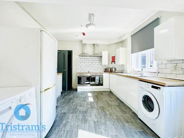 house for rent in Derby Grove, NG7 1PE