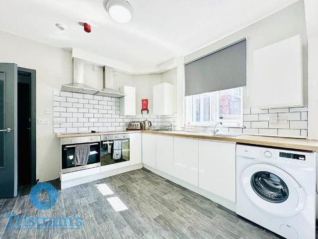 house for rent in Derby Grove, NG7 1PE