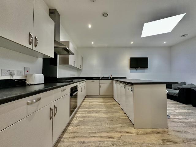 house for rent in Derrys Cross, Plymouth