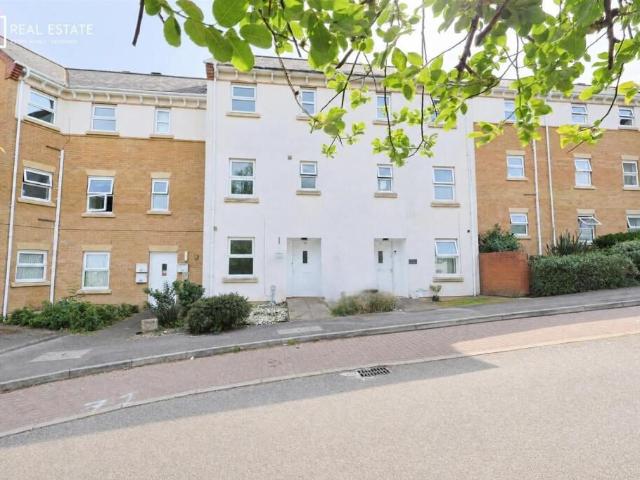 house for rent in Diana Road, ME4 5PW