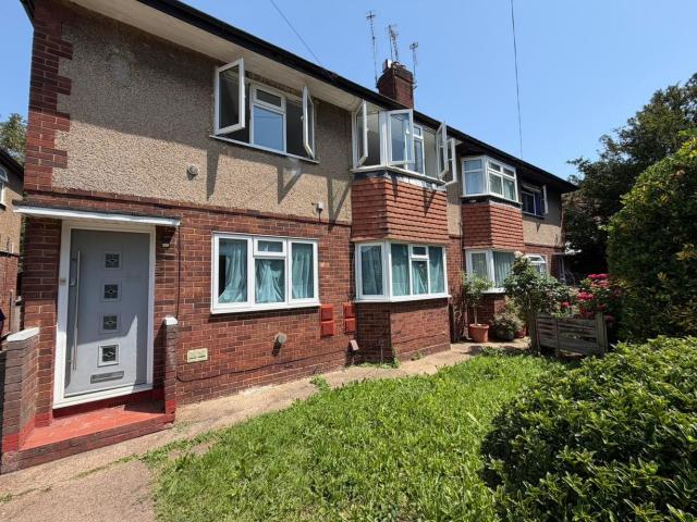 house for rent in Dockwell Close, TW14 0QA