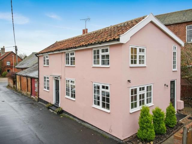 house for rent in Dove Lane, IP23 7BA