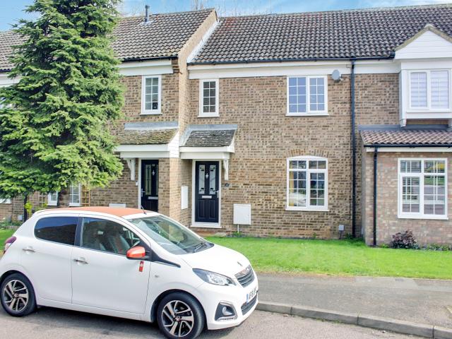 house for rent in Dovehouse Close, St. Neots, St. Neots, PE19 1DS