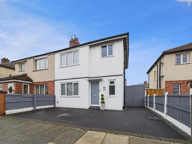 house for rent in Dover Road, L31 5JH