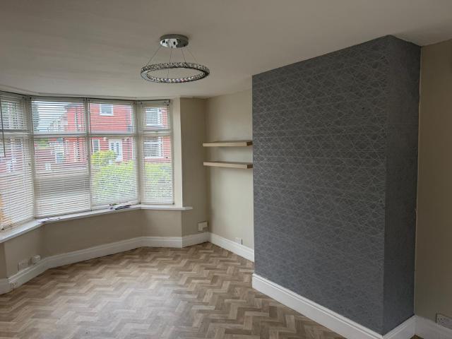 house for rent in Droylsden, M43