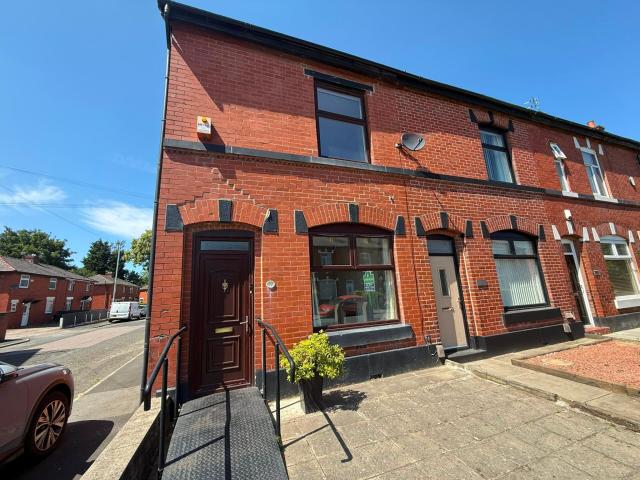 house for rent in Dumers Lane, Radcliffe, Manchester, M26 2QN