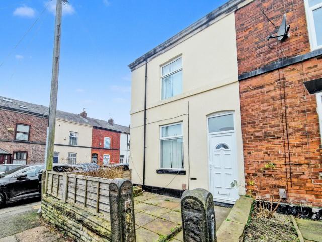 house for rent in Ducie Street, Whitefield, M45