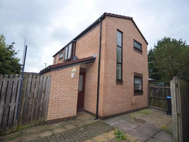 house for rent in Eardswick Close, CH2 2DU