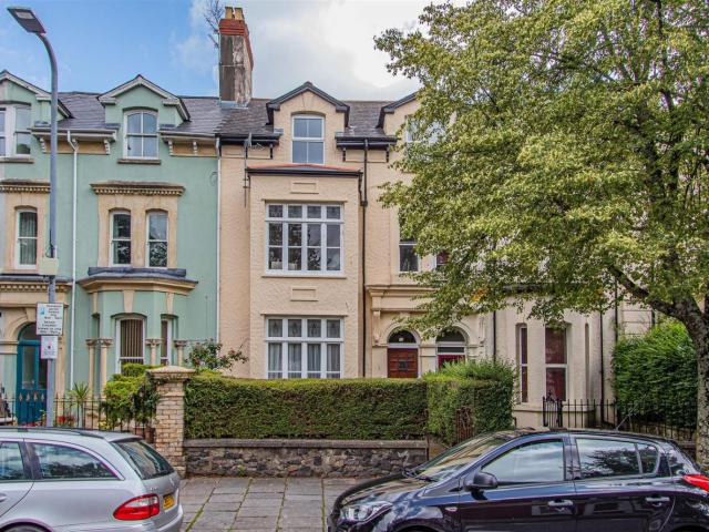 house for rent in East Grove, Cardiff, CF24 3AE