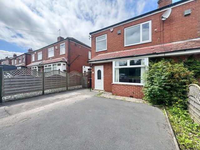 house for rent in East View, Leeds, Morley, Leeds, Morley