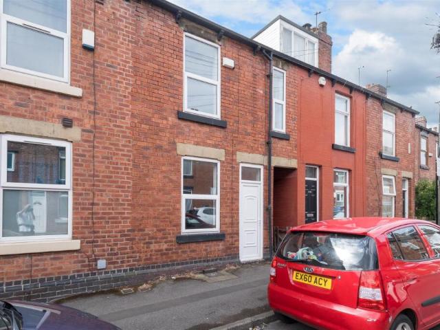House for rent in Eastwood Road, Sheffield, S11 united kingdom
