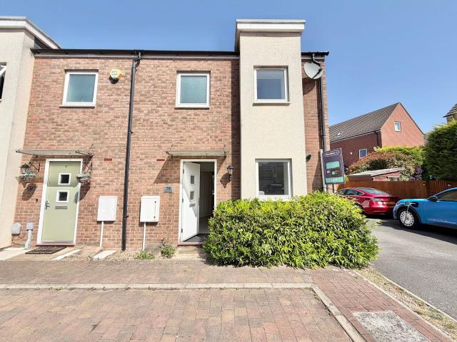 house for rent in Eaton Hall Crescent, MK10 7FB