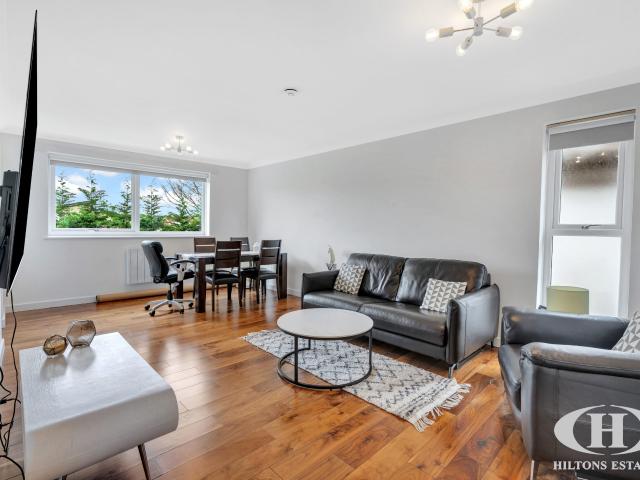 house for rent in Edmonscote, Argyle Road, London