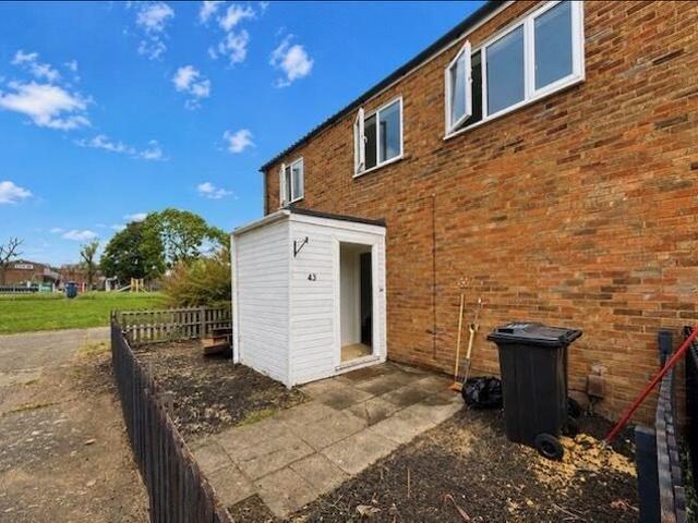 house for rent in Elm Green, SS13 3EB