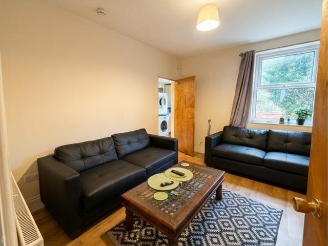house for rent in Elmsthorpe Avenue, NG7 2BU