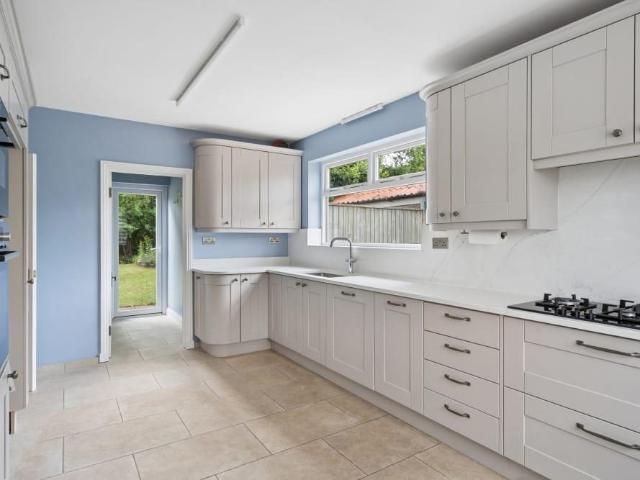 house for rent in Elizabeth Way, SL2 4LQ