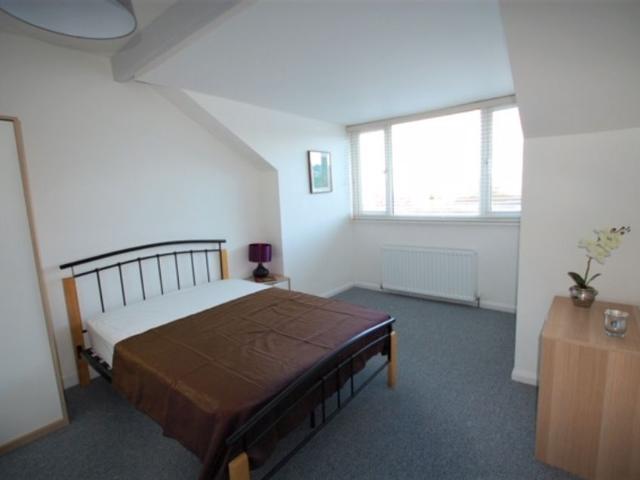 house for rent in Elliot Street, Shipley