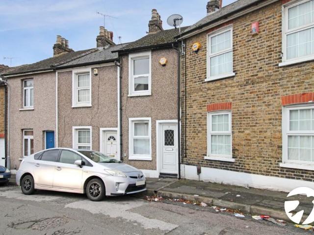 house for rent in Empress Road, DA12 2QR