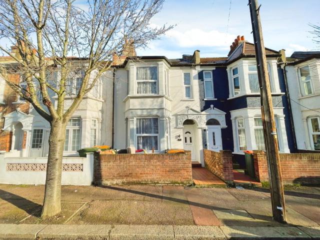 house for rent in Ernald Avenue, E6 3AL