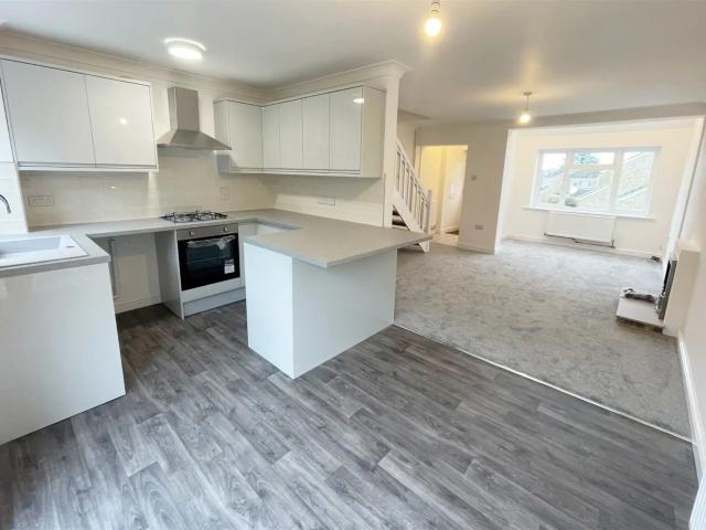 house for rent in Farriers Close Wimborne BH21 2UA