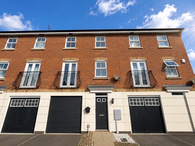 house for rent in Fieldfare Close, Corby, Corby
