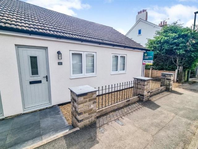 house for rent in Firacre Road, GU12 5JH