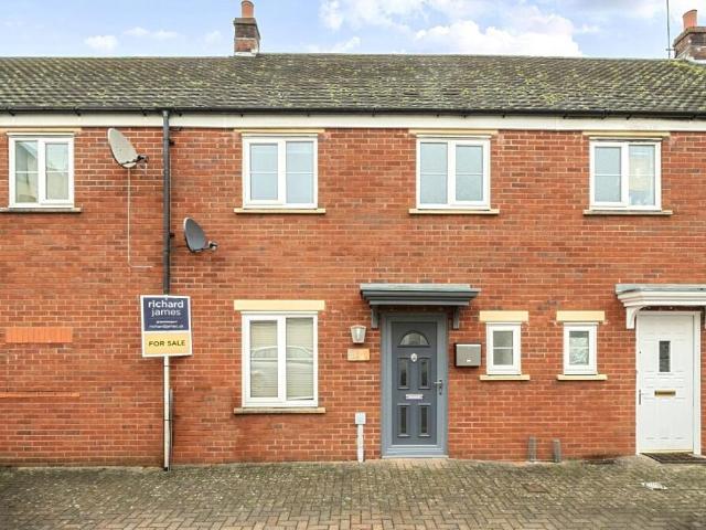 house for rent in Fitwell Road, SN25 2EZ