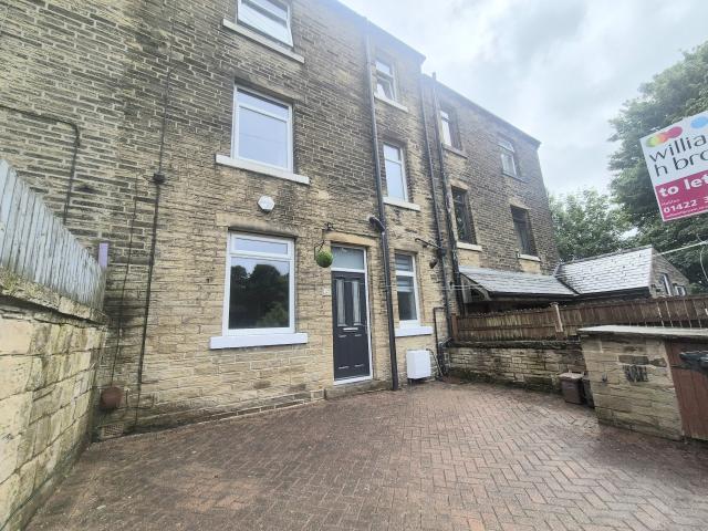 house for rent in Fixby Avenue, Halifax, Halifax
