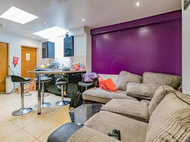 house for rent in Florence Buildings, B29 6EH