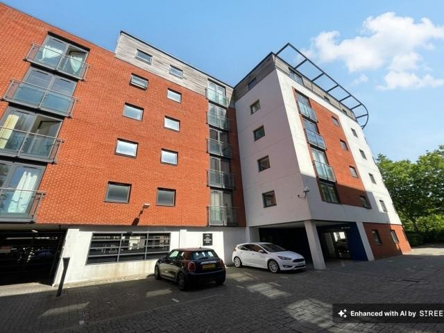 house for rent in Flat 19, 50 Channel Way, SO14 3GD