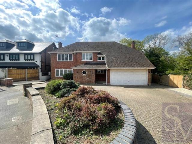 house for rent in Garden Way, Loughton IG10