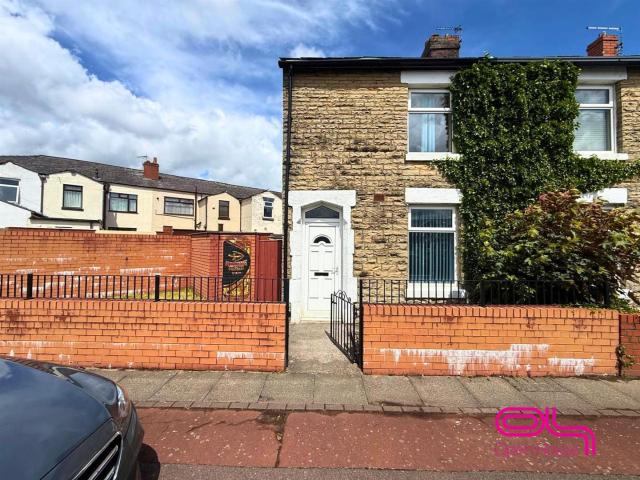 house for rent in Gloster Street, BL2 2BH