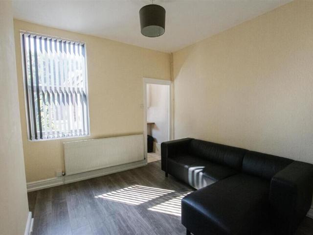house for rent in Gleave Road, B29 6JN
