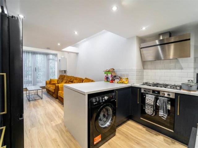 house for rent in Gleave Road, B29 6JR