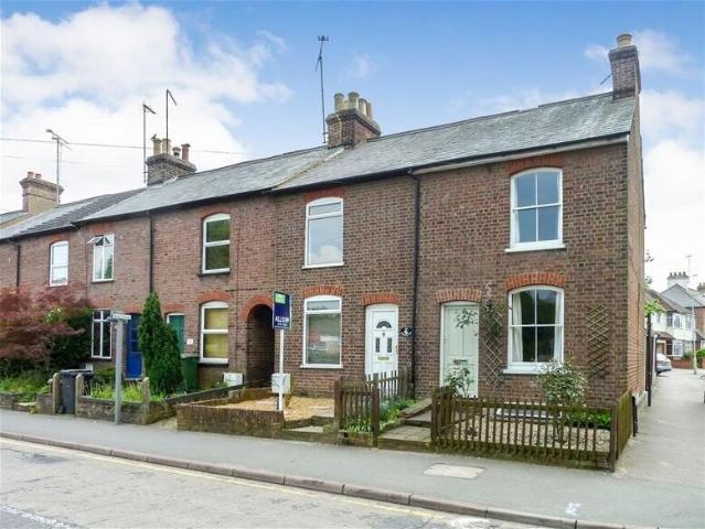 house for rent in Grove Road, AL5 1EN