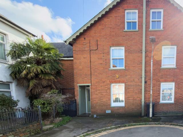 house for rent in Granby Gardens, RG1 5RT
