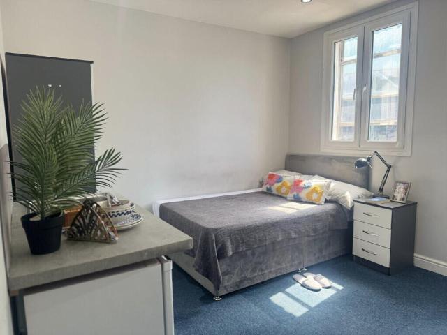 house for rent in Greyfriars Lane, CV1 2GB