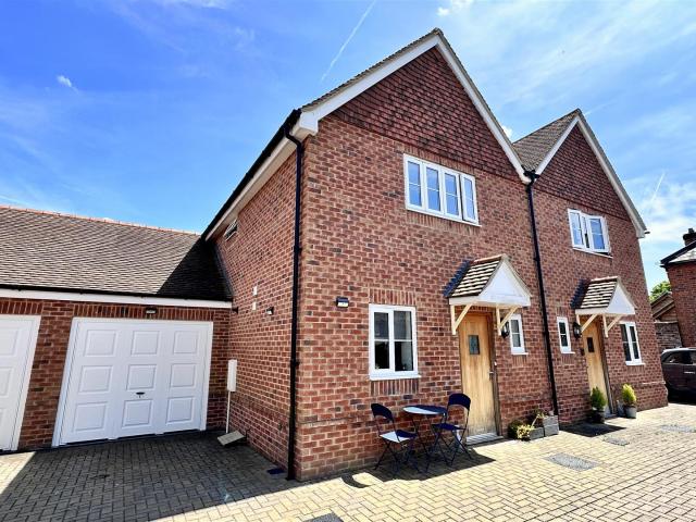 house for rent in Greyhound Mews, Letcombe Regis, Wantage
