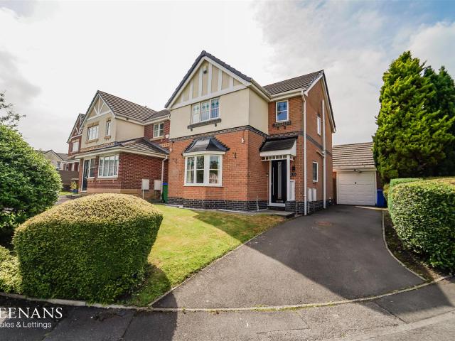 house for rent in Greengrove Bank, Rochdale