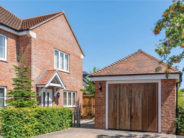 house for rent in Greenham, Thatcham