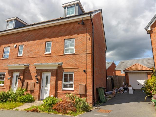 house for Rent in Gregory Way, Wigston