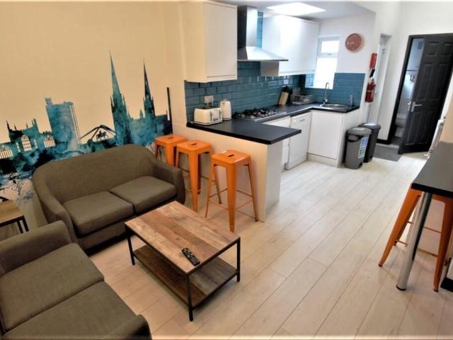 house for rent in Gresham Street, CV2 4EU