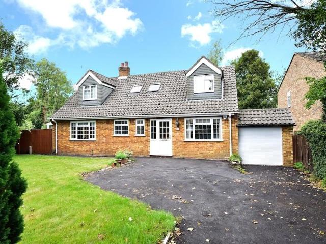 house for rent in Hamilton Road, WD4 8PY