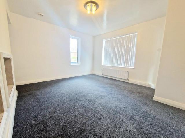 house for rent in Halliday Road, M40 2SU