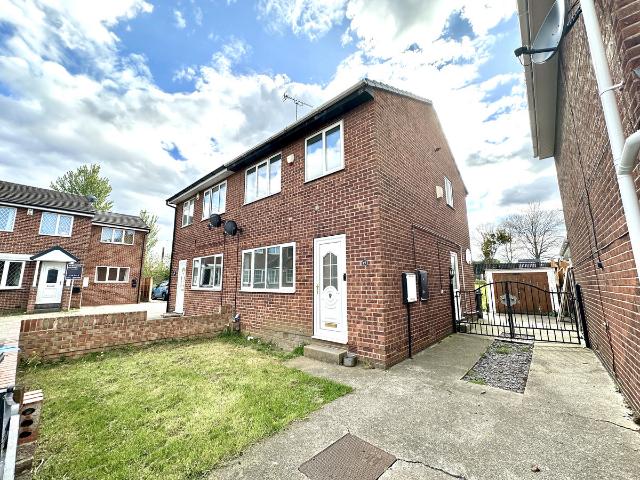 house for rent in Halmshaw Terrace, Doncaster, DN5