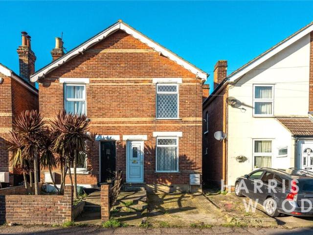 house for rent in Harwich Road, CO4 3DD