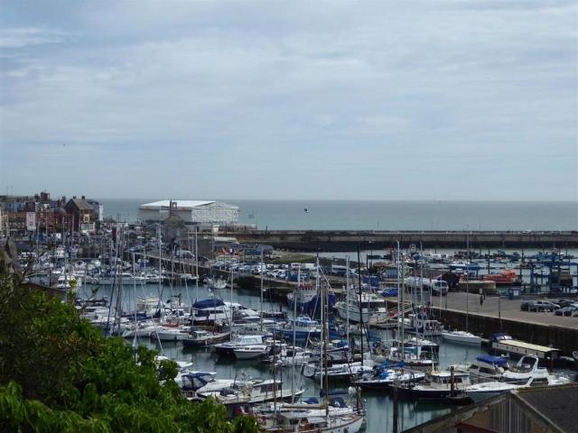 house for rent in Harbour Street, CT11 8HA