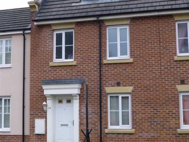 house for rent in Hardwick Drive, LL11 4FB