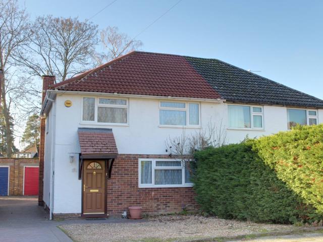 house for rent in Hardy Close, Crawley, Surrey, United Kingdom