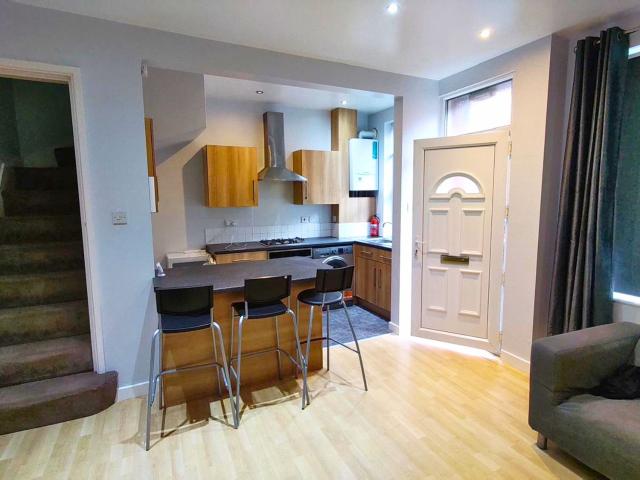 house for rent in Harold Place, Leeds, LS6